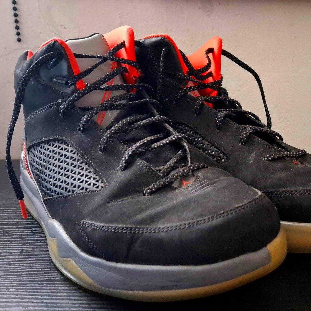 Nike Jordan Flight Remix Black Infrared 23 Cool Grey - Gem
